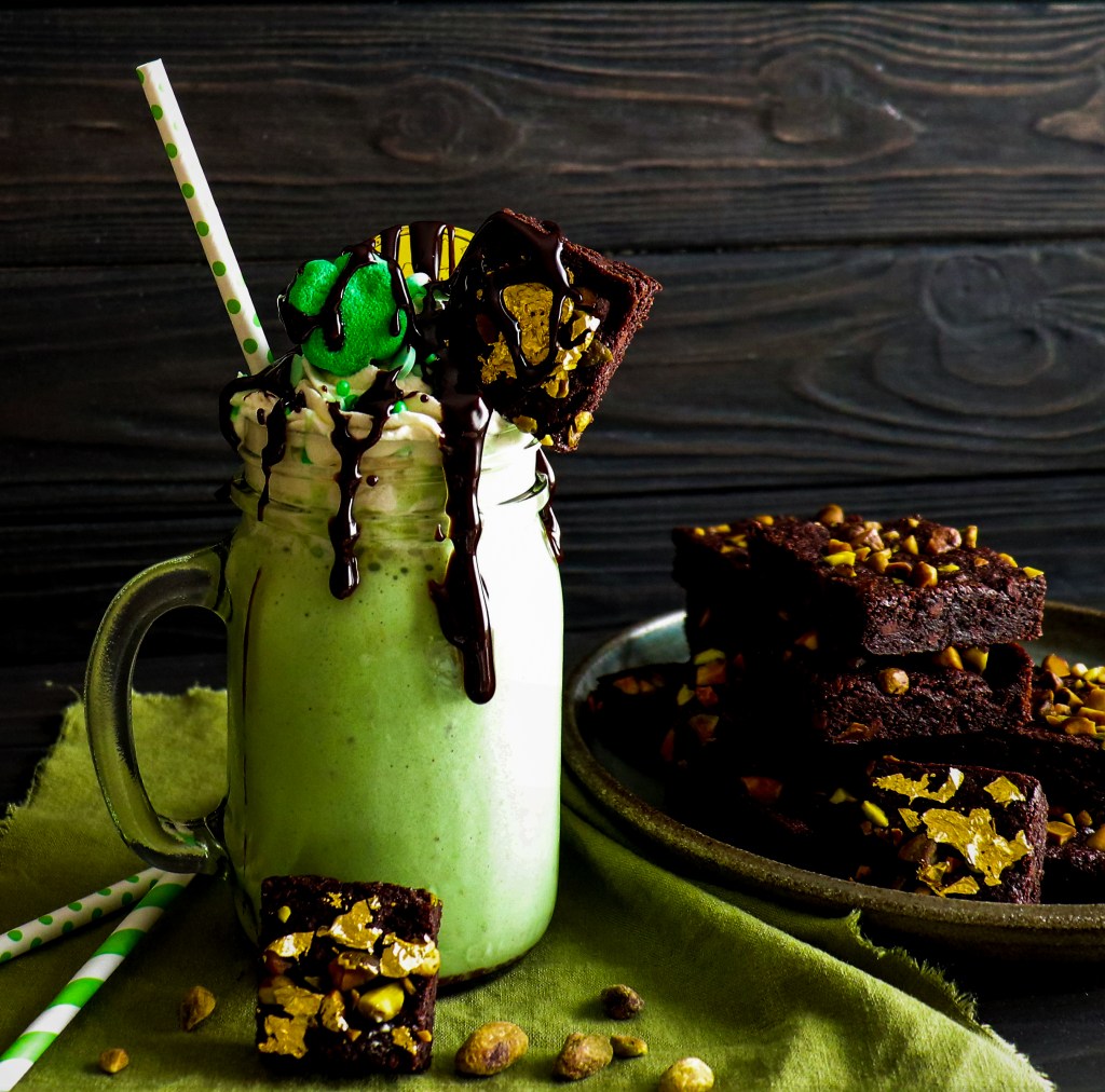 Healthy Matcha Shamrock "Freak" Shake - Good Eats by Mimi